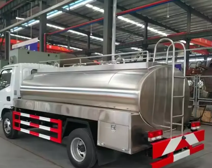 Food Grade Liquid Fresh Milk Truck 6 Tons and 7 Tons Water & Liquid ...