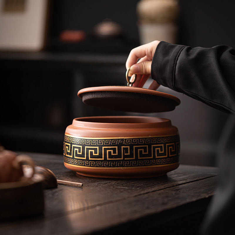 How to Choose the Best Red Clay Pots for Cooking and Gardening