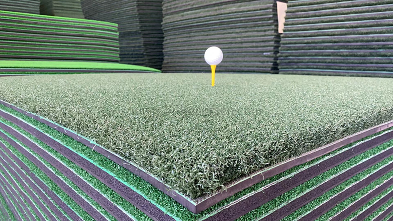 How to Choose the Best 3D Golf Mat for Home Practice
