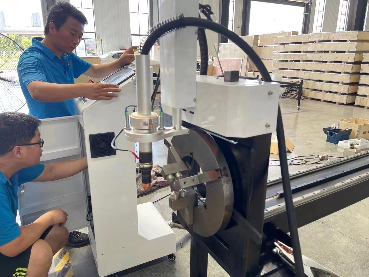 How to Choose the Best Metal Pipe Cutting Machine: A Complete Buying Guide