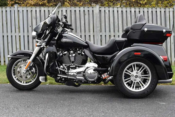 2024 Harleys Davidsons TRI GLIDE ULTRA - 4-Stroke Trike