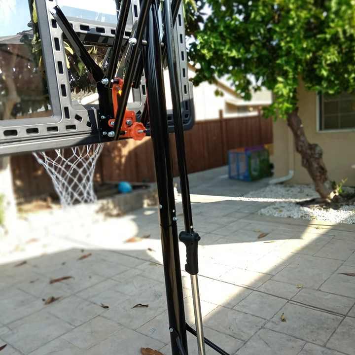 4.8-10ft Adjustable Basketball Hoop - Perfect for Outdoor Play
