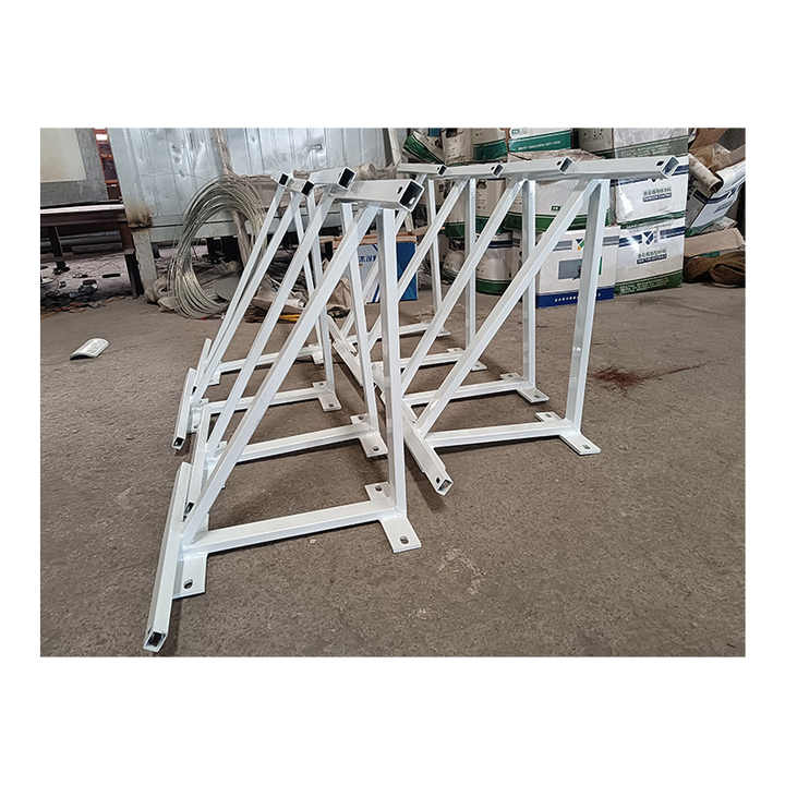 Small White Rectangular Steel Pipe Bracket for Roadway Products ...