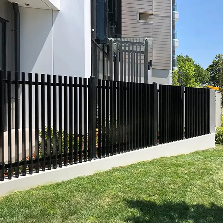 Structural Aluminum Vertical Picket Fence for Long Term Commercial ...