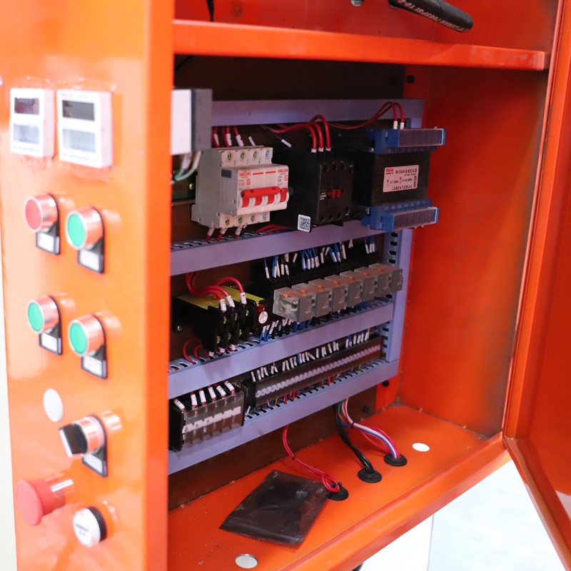 Bush Press Machine - Precision for Rubber Bushings
