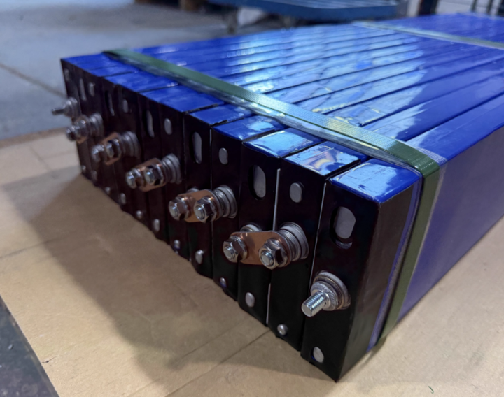 3.2V 360Ah 400Ah 420Ah LiFePO4 Battery Cell | Blade Battery Design ...