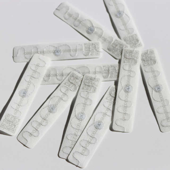 RFID UHF Laundry Tags With EPC Code Fabric Tags for Linen Management QR ...