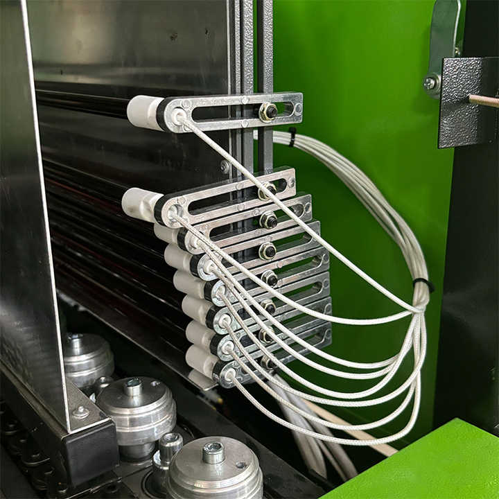 Semi-Automatic 2-4-Cavity PET Preform Bottle Blowing Machine Fast ...