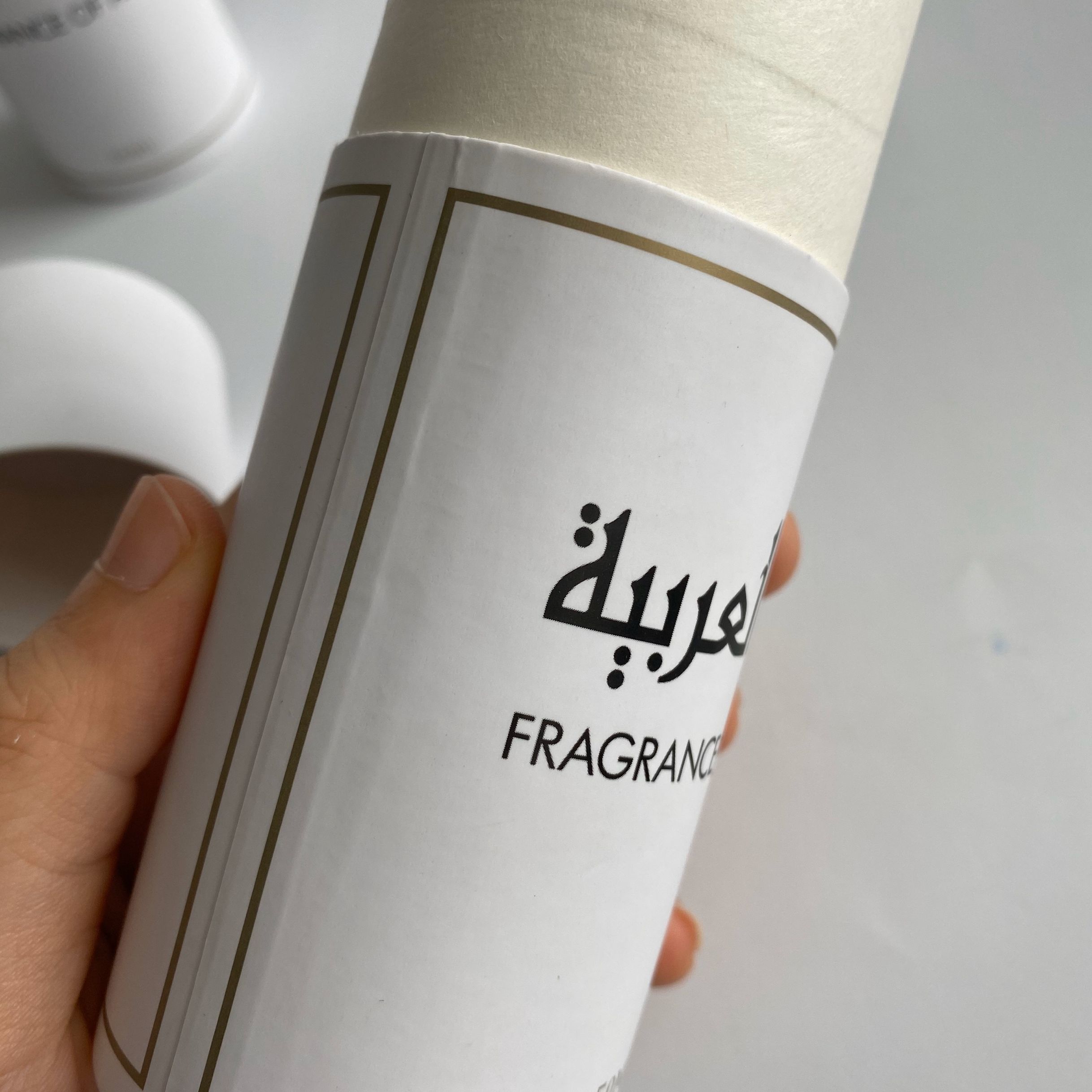 How to Choose the Best Perfume Box White Cylinder for Your Needs