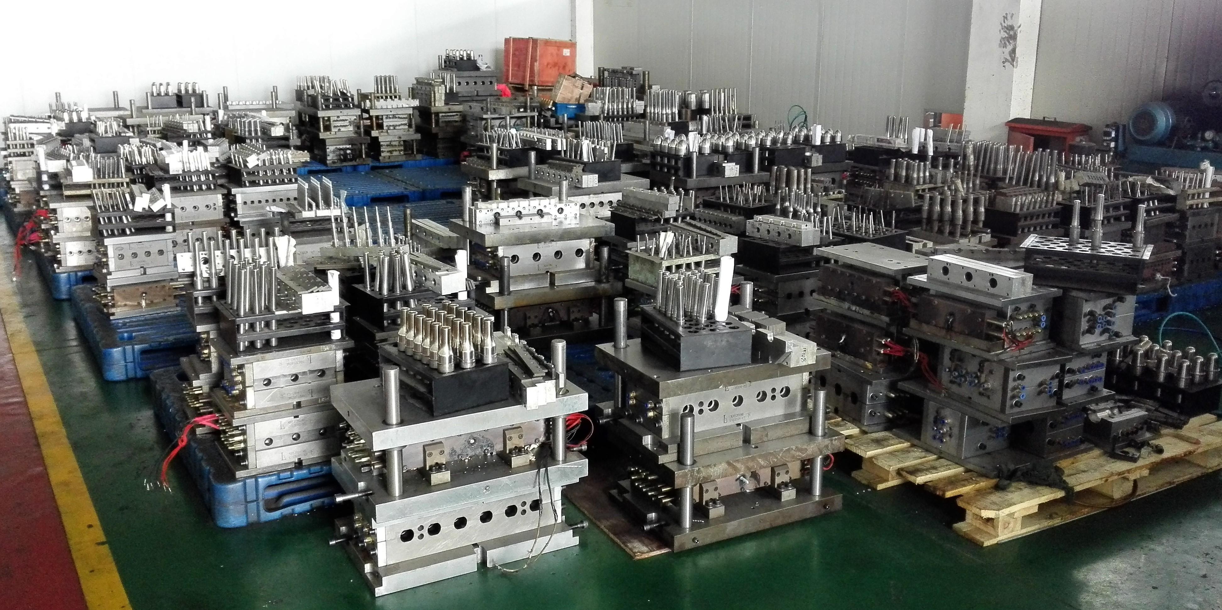 Automatic Pharmaceutical Plastic Bottle Injection Blow Molding Machine ...