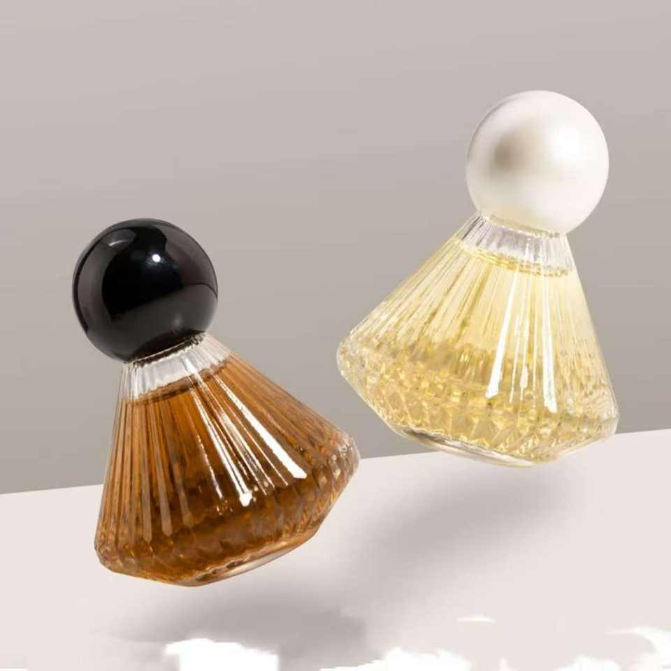 50ml Cone Clear Glass Perfume Bottle with Black/White Cap| Alibaba.com