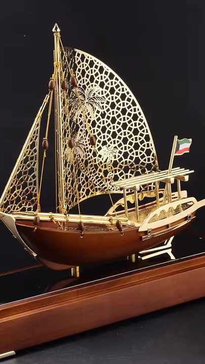 Exclusive Hitop Custom Metal Die Cast Luxury Arabic Boat Model
