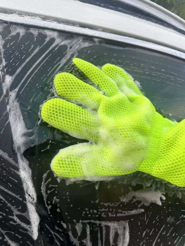 5-Finger Microfiber Double Sided Chenille Glove Scratch-Free and ...
