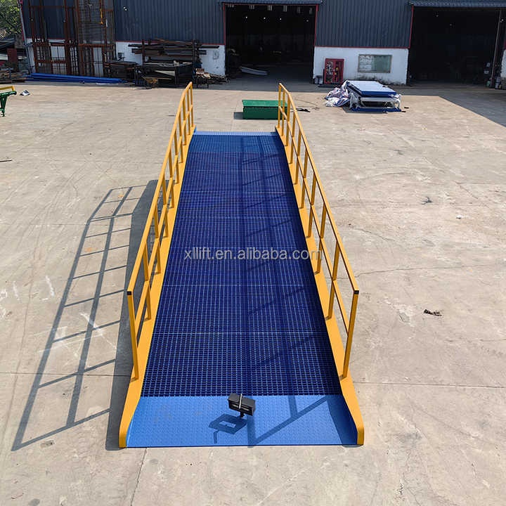 6 Ton Container Portable Dock Ramp Platform Mobile Boarding Bridge Hydraulic Loading and ...