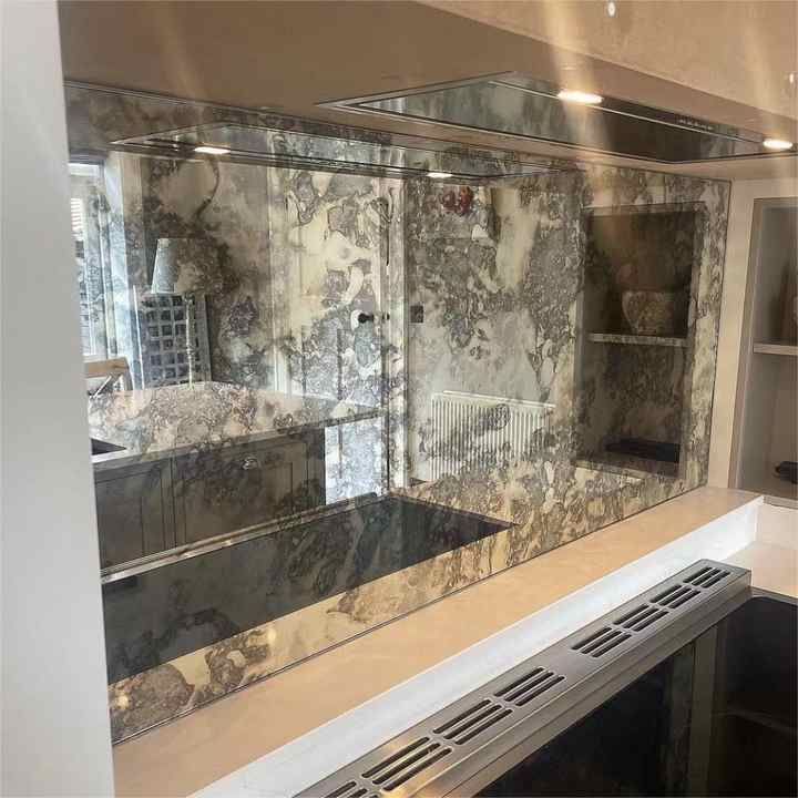 Backsplash Irregular Shape Antique Glass Mirror Tiles