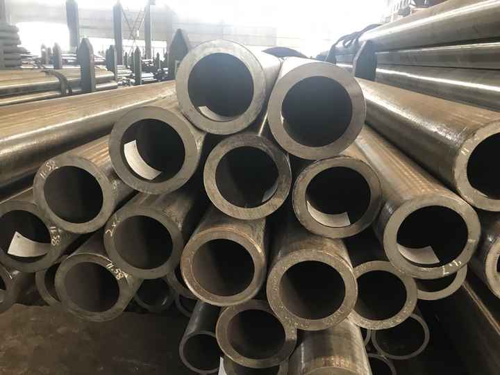 Low Price API 5L X52 Pipeline Steel Tube with Good Weldability and ...