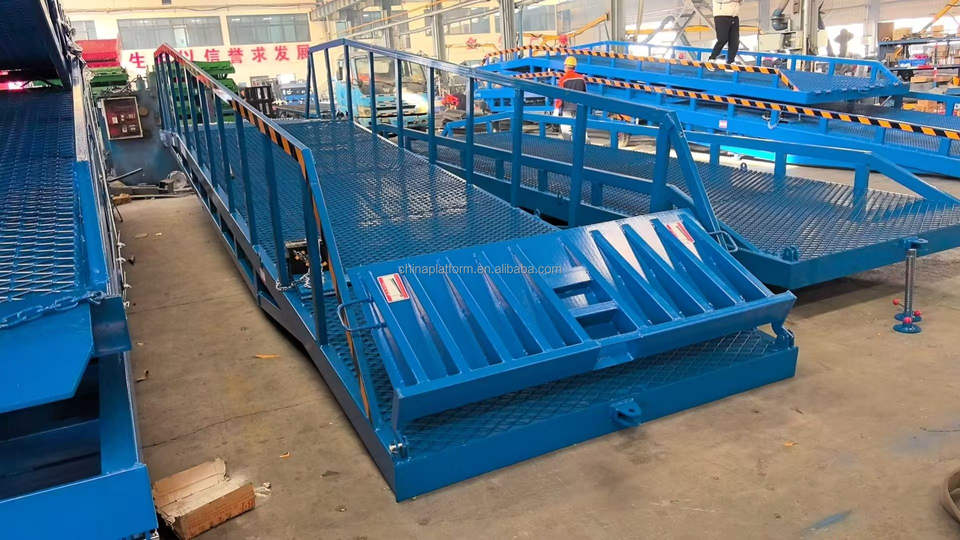 12 Ton Heavy-Duty Mobile Dock Ramp Hydraulic Loading Ramp for Forklift ...