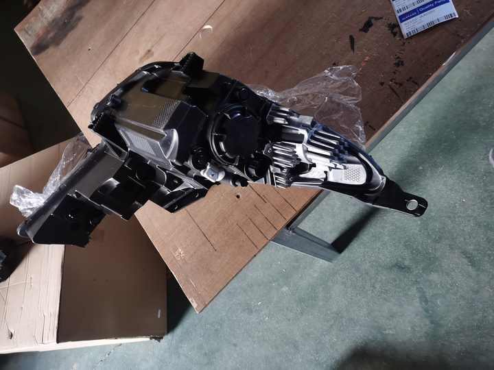 2020 ELANTRA 92101-AA020 92102-AA020汽车头灯| Alibaba.com