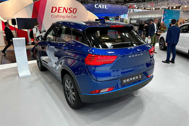 Dongfeng Seres 3 EV SUV - High Speed, Cheap Electric Cars