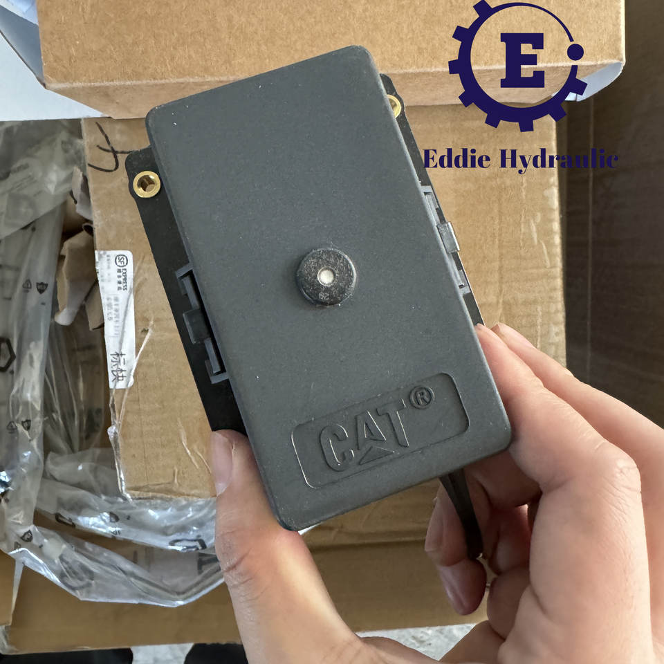Construction Machinery Parts 143-2140 Fuse Box Fits 312C 320C 320D ...