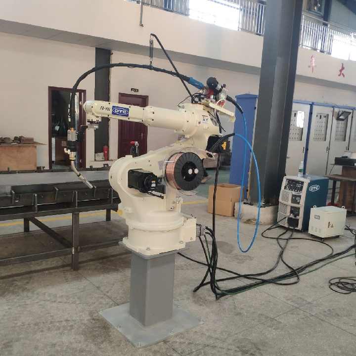 Robot OTC FD-V25 6 sumbu robot dirancang untuk memilih dan menempatkan ...