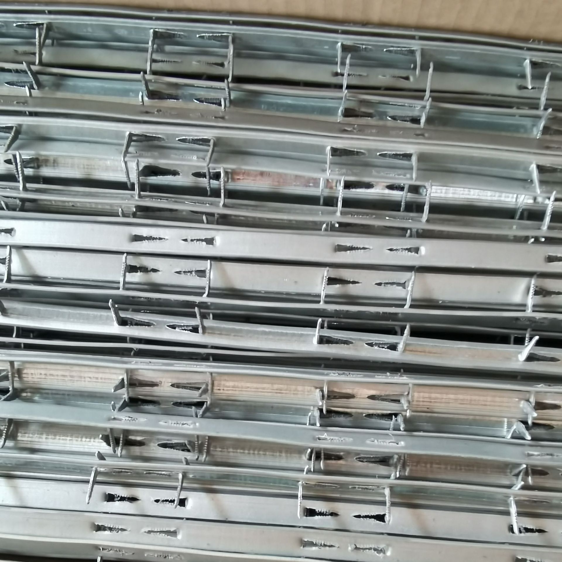 Sofa anti-nail strips Suitable for sofa bottoming and edge-sealing anti-nail strips