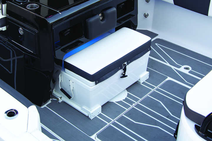 27ft Sport Yacht - Aluminum and Fiberglass Hull Fishing Boat