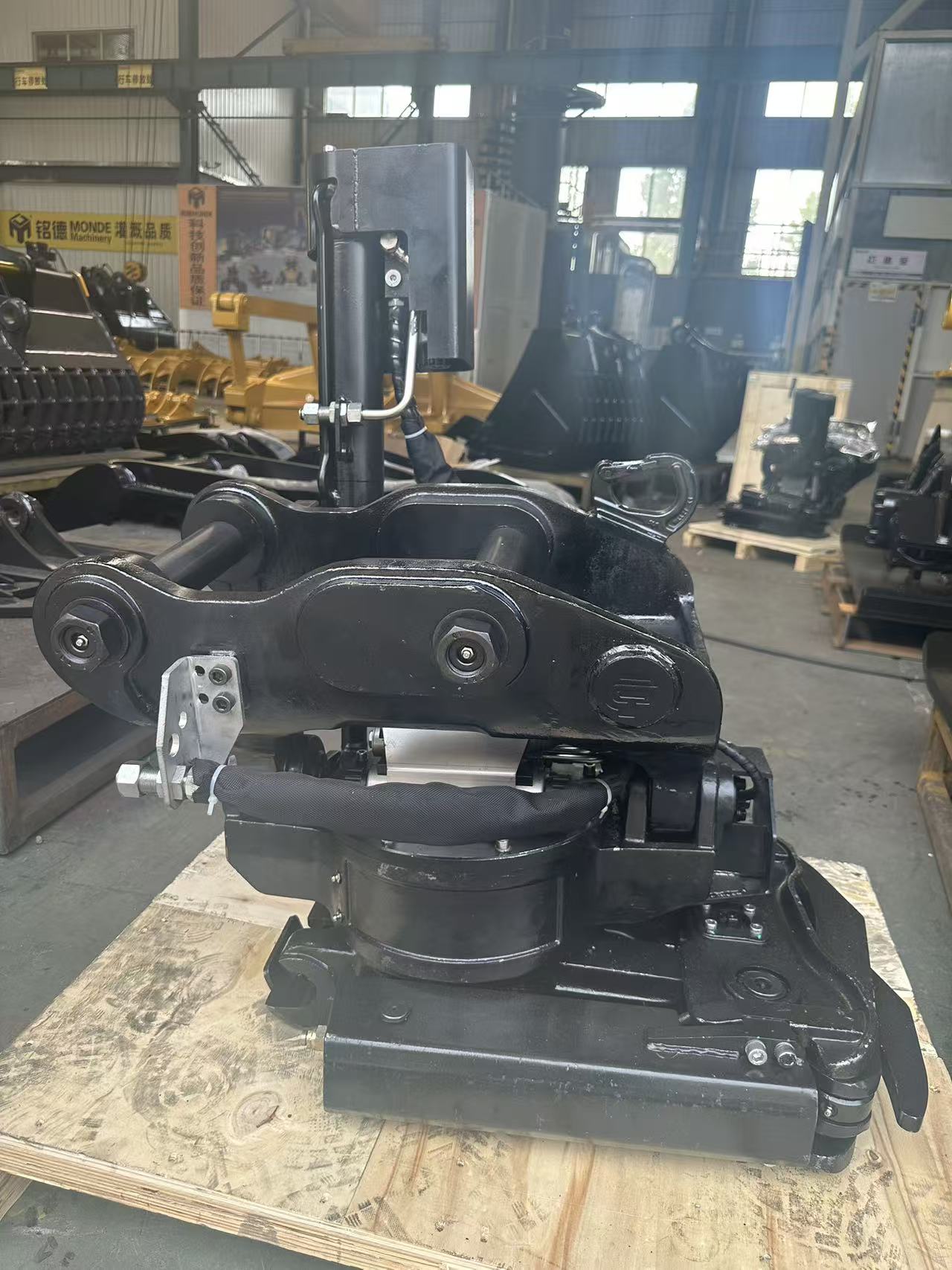 How to Choose the Best Tilt Rotator for Mini Excavators