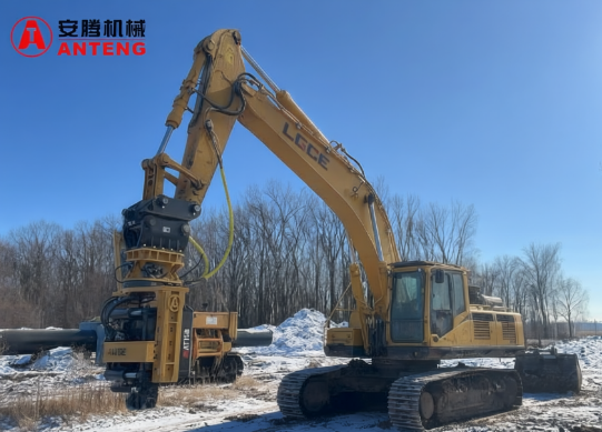 Side-Grip Vibro Hammer / Pile Driver - a 360° Rotating Horizontal ...