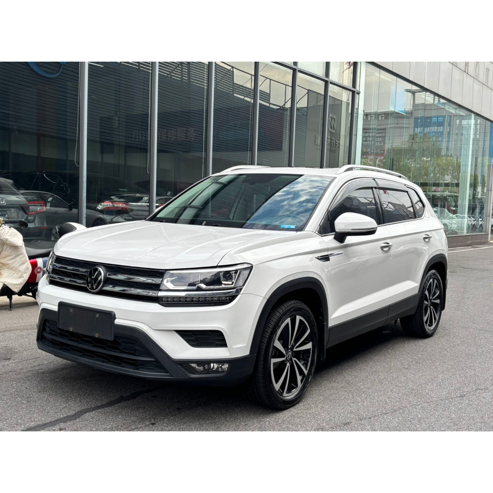 2022 Volk-swagen Tharu 280TSI Two-Wheel Drive Luxury Edition German ...