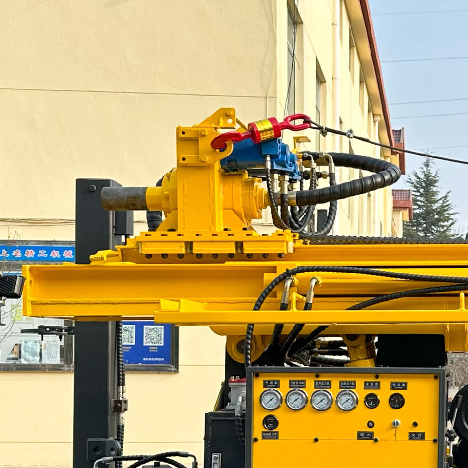 CS1000 Full Hydraulic Drill Machine Efficient 200m-1000m Water Well Drilling Rig with Pump for ...