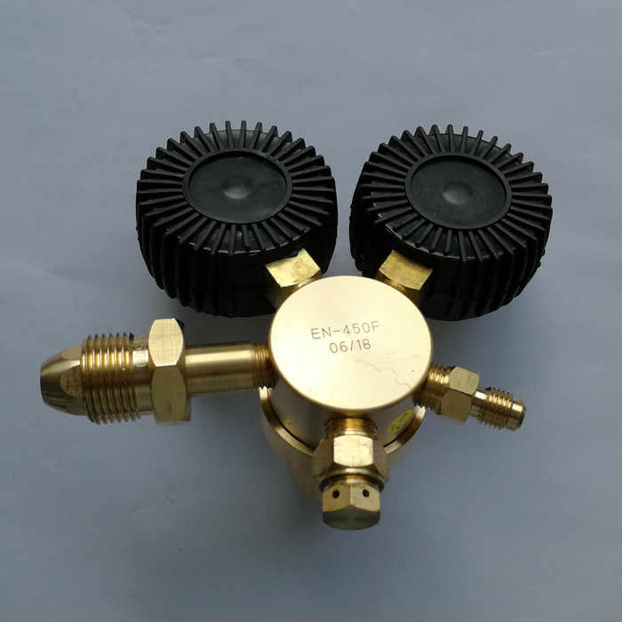 Uniweld RHP400 Nitrogen Regulator - Precision & Reliability