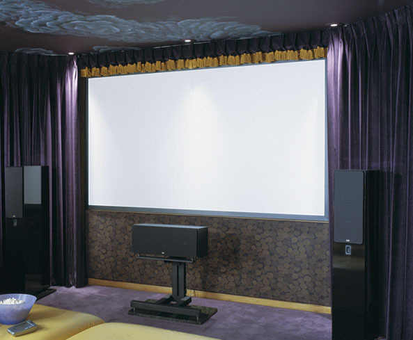 High-performance Projection Screens by Telon - Perfect for Outdoor Use