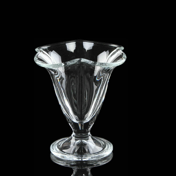 Ice Cream Sundae Dishes, Ice Cream Sundae Glasses, Sundae Dishes.