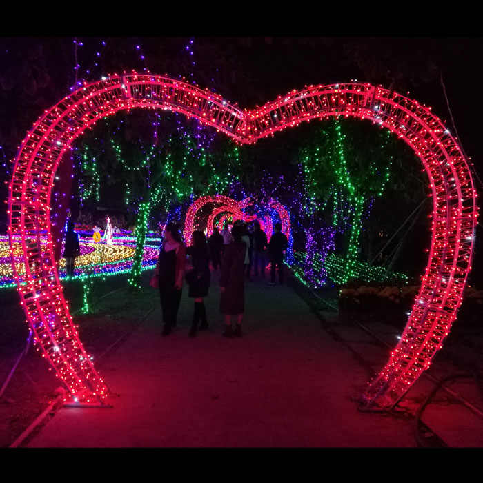 Lighted Heart-shaped Metal Wedding Arch| Alibaba.com