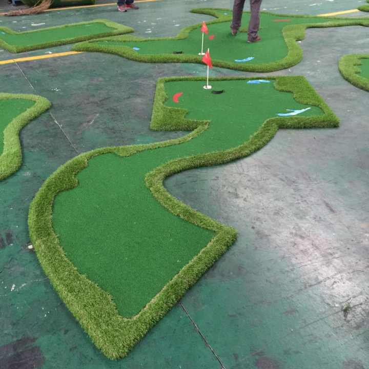 Customized 18-Hole Golf Putting Green Mat for Ryder Cup