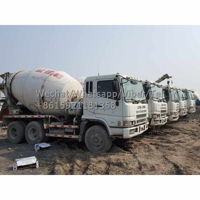 Used 8CBM Mitsubishi Fuso Concrete Mixer Truck for Sale