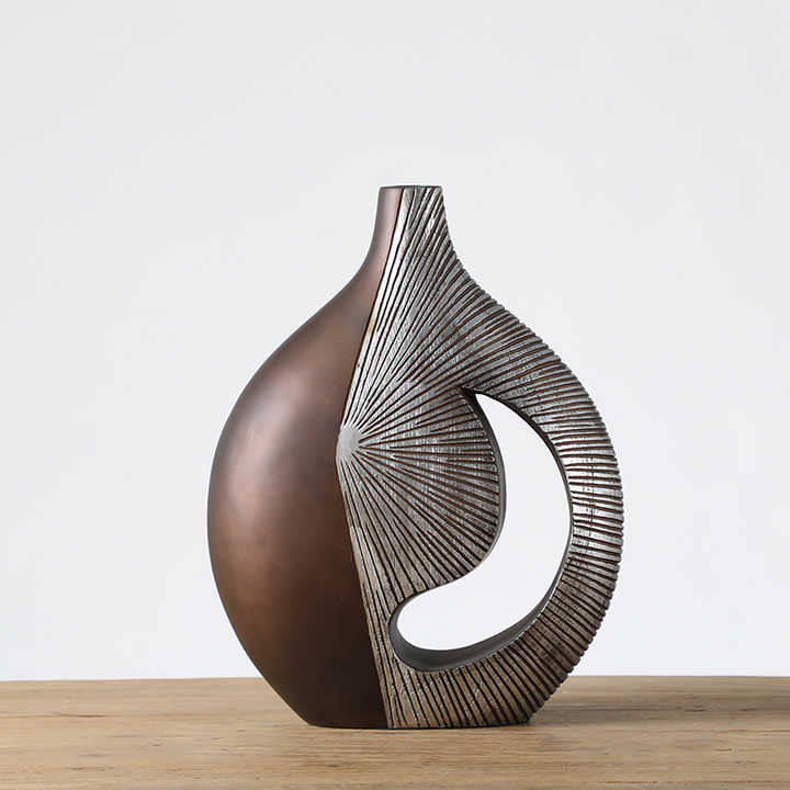 Modern Polyresin Vases - Stylish Home Decor Solutions