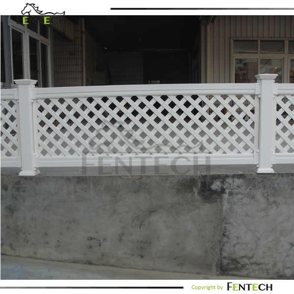 Vinyl Lattice Sheet 4ftx8ft - Durable and Versatile Fencing