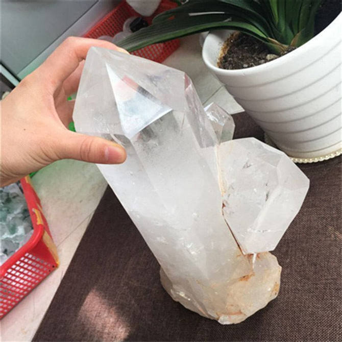 Natural Clear Quartz Crystal Mineral Specimens for Sale