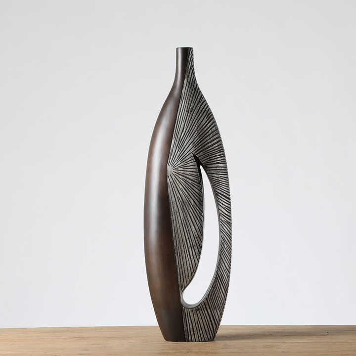 Modern Polyresin Vases - Stylish Home Decor Solutions