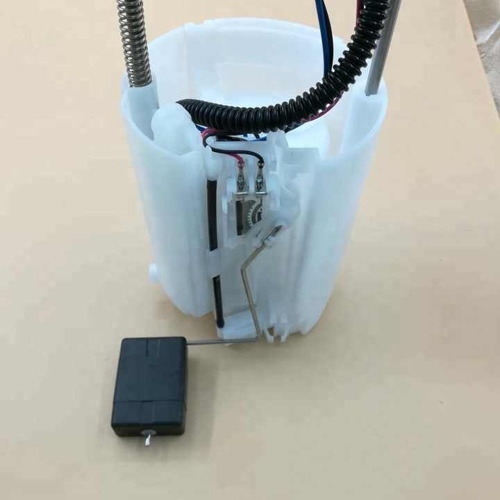 PAT Fuel Pump Assembly for APV 15100-61J05/60K00/60K01