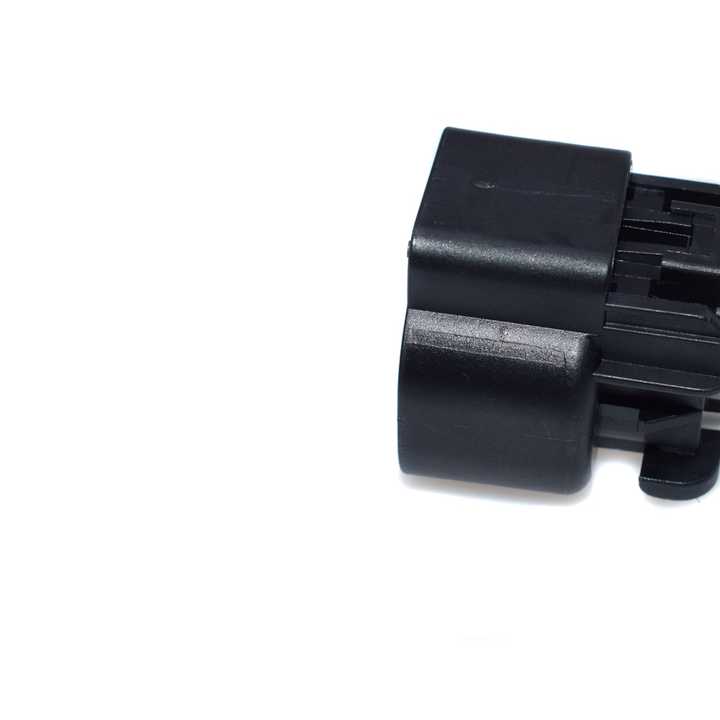 LS3 Throttle Body Connector - Precision and Reliability