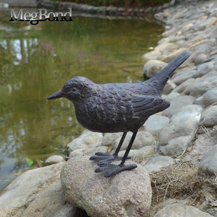 Cast Iron Standing Small Bird for Desktop or Garden Decorative