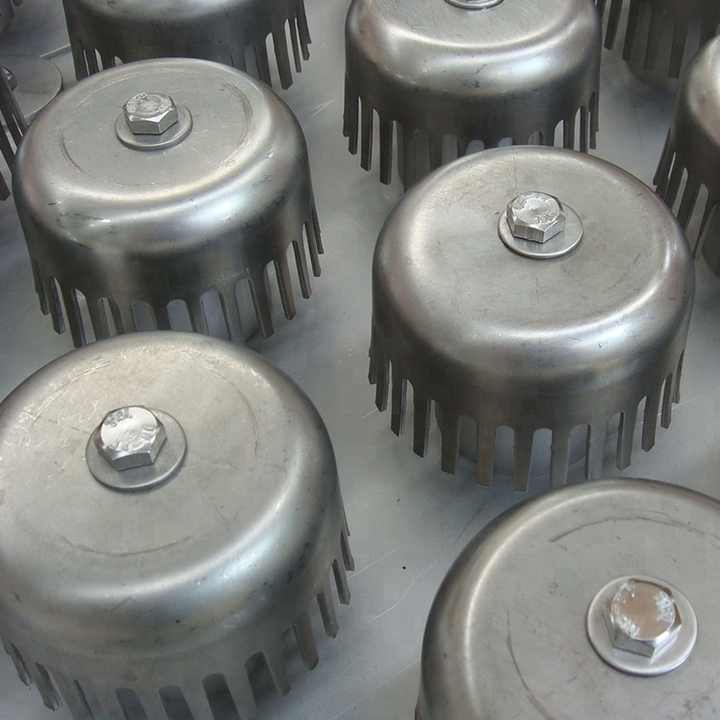 Distillation Column Trays - Metal Bubble Cap Trays