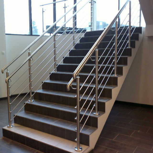 Stainless Steel Parapet Railing Design - Modern & Durable