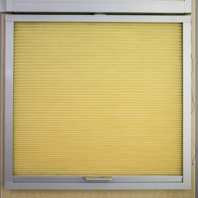 Smart Horizontal Skylight Blinds - Electric & Customizable