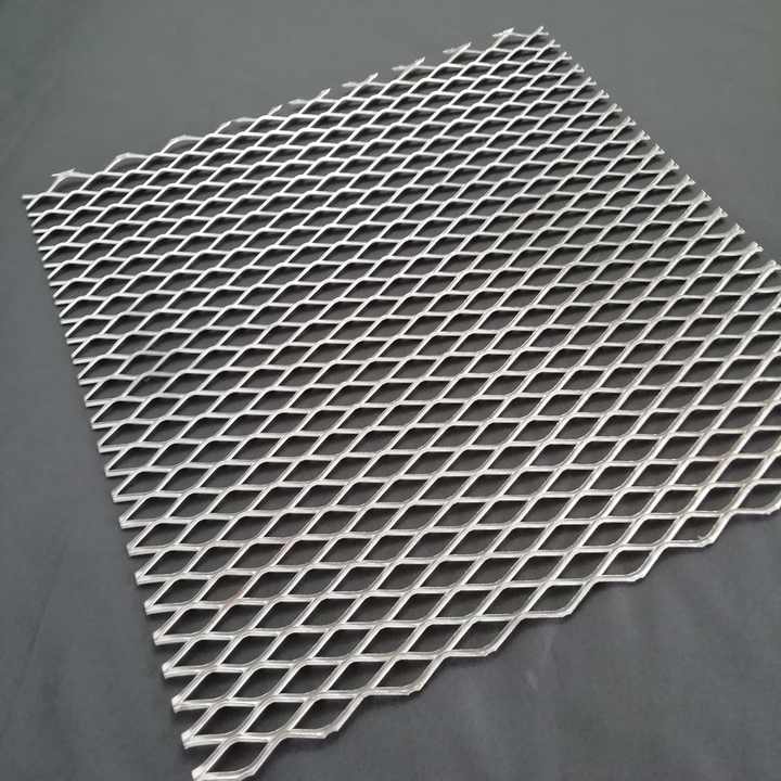 50m Expanded Mesh Rolls - Durable and Versatile Solutions