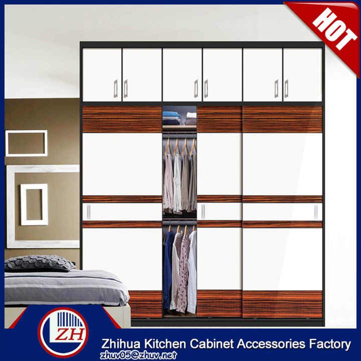 Laminate Bedroom Wardrobe Designs - Shutter Door Style