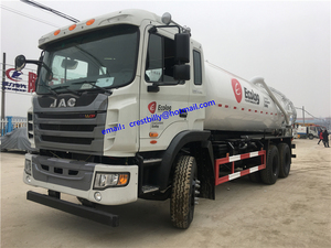 Mobile Toilet Truck - Vacuum Suction Sewage Cleaner - 10-20m3